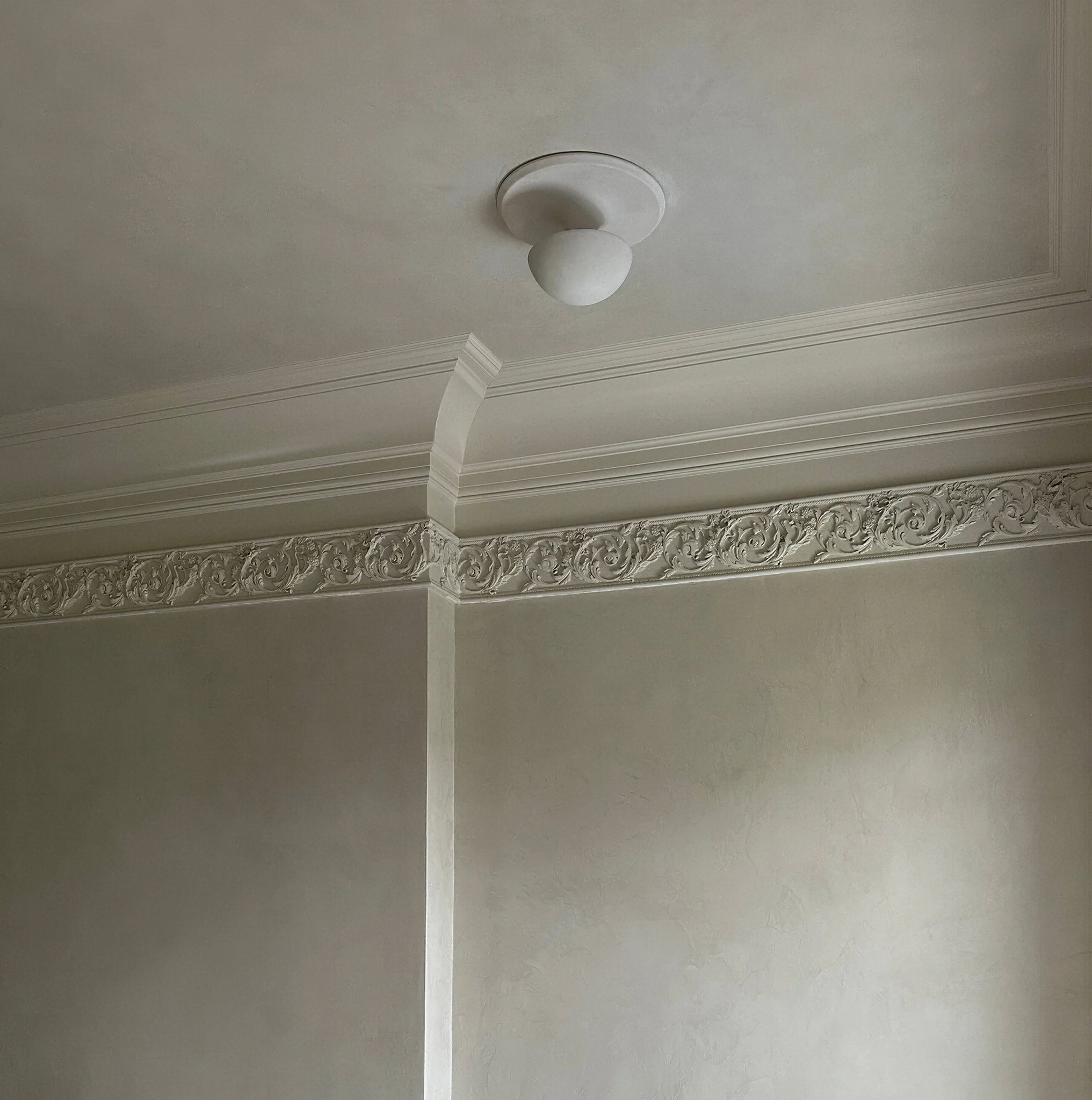 Montana Plaster Ceiling Light – Montana Labelle Lifestyle